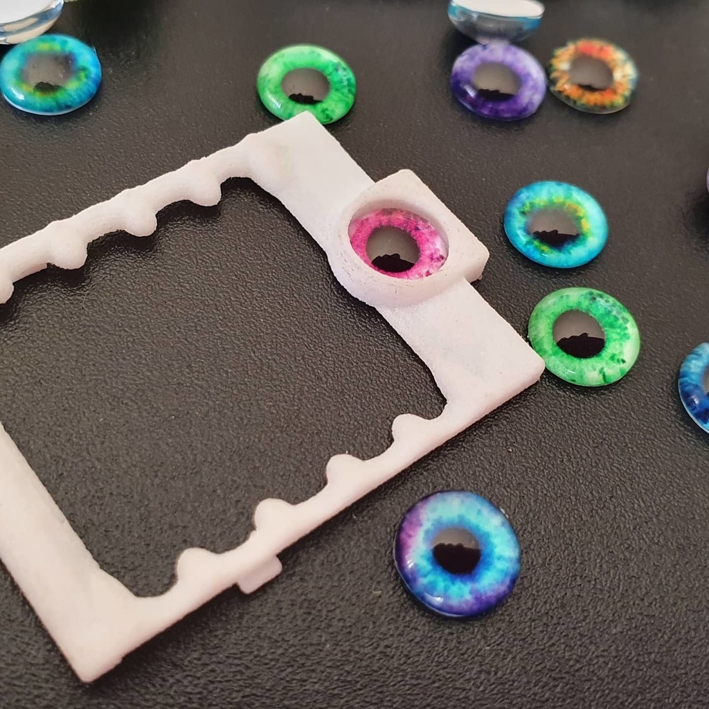 Free 3D file Digimon vpet Replacement screen bezel.custom Redesign 🐉・3D ...