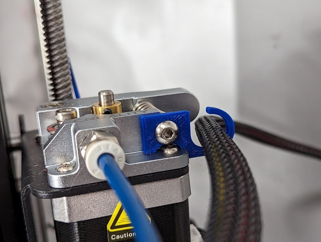 Free 3D file Ender 3 V2 Extruder Cable Clip・Model to download and 3D ...