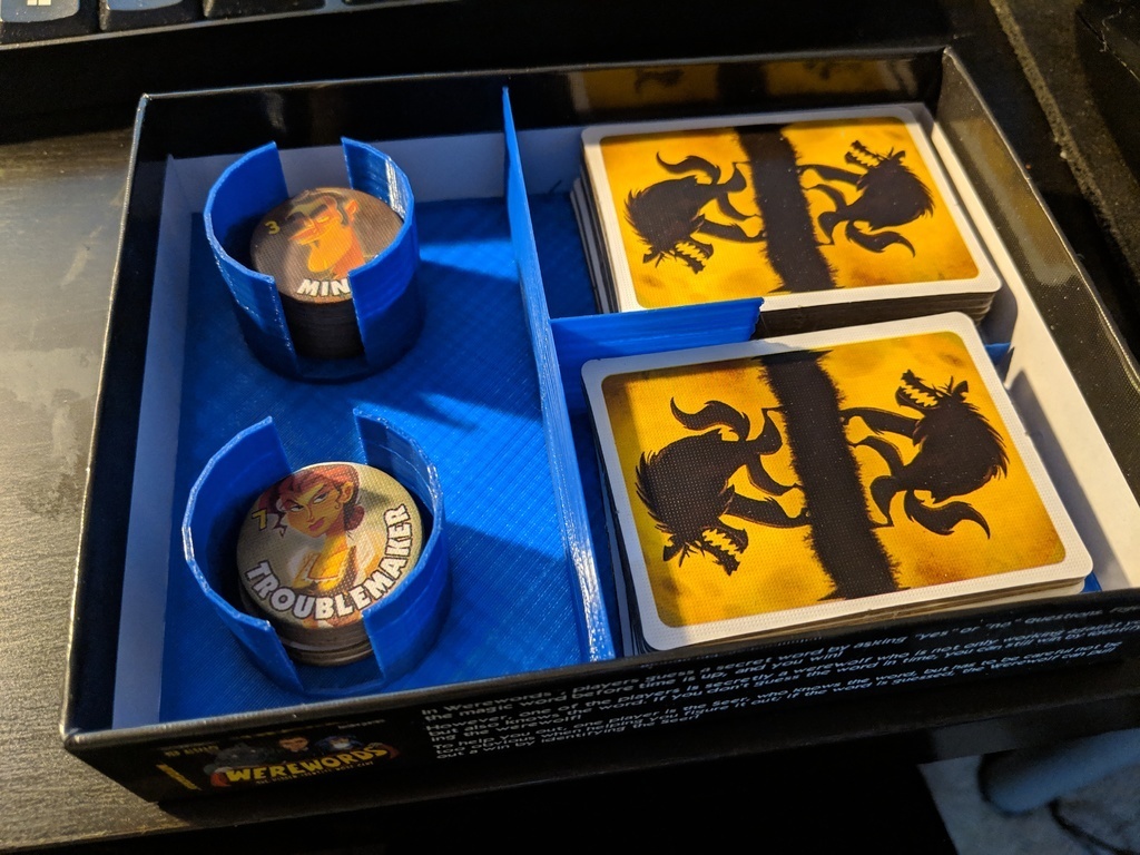 Free 3D file One Night Ultimate Werewolf Minimalist Insert・Object to ...