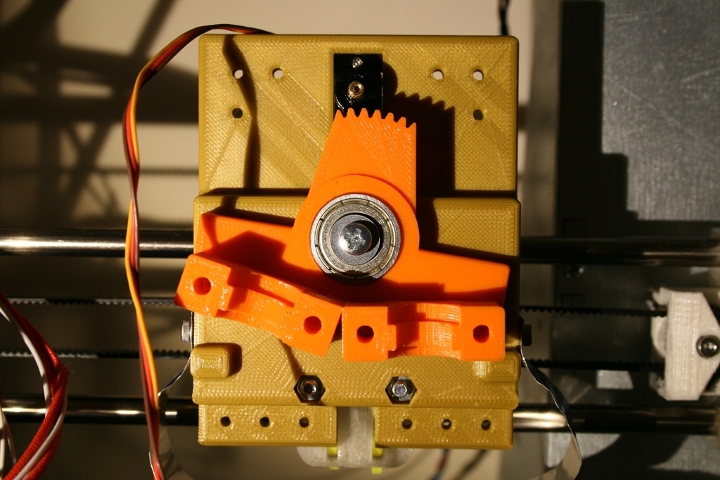 Free 3D file Switching nozzle mount for Bowden extruders・3D printing ...