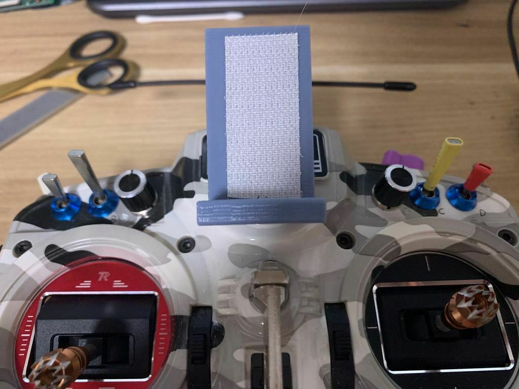 Free 3D file FPV Screen Holder For Taranis X9D Plus SE・3D print design to download・Cults