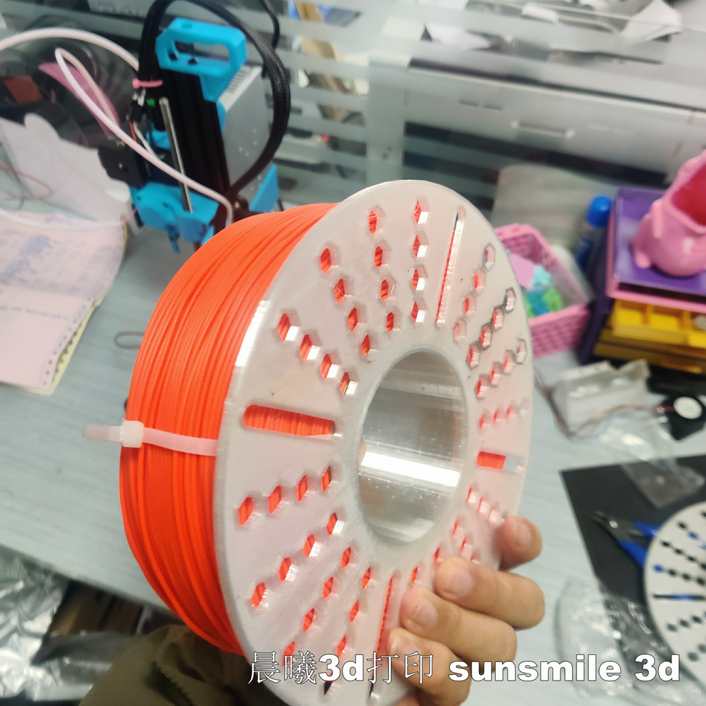 Free 3D file 3D-printable split filament spool/Plastic reel 无盘料盘・3D ...