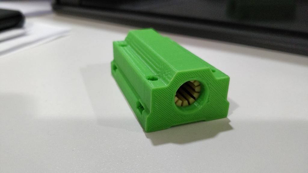 Free 3D file IGUS RJMP-01-08 Dual Bearing Block (replaces SCS8LUU)・3D ...