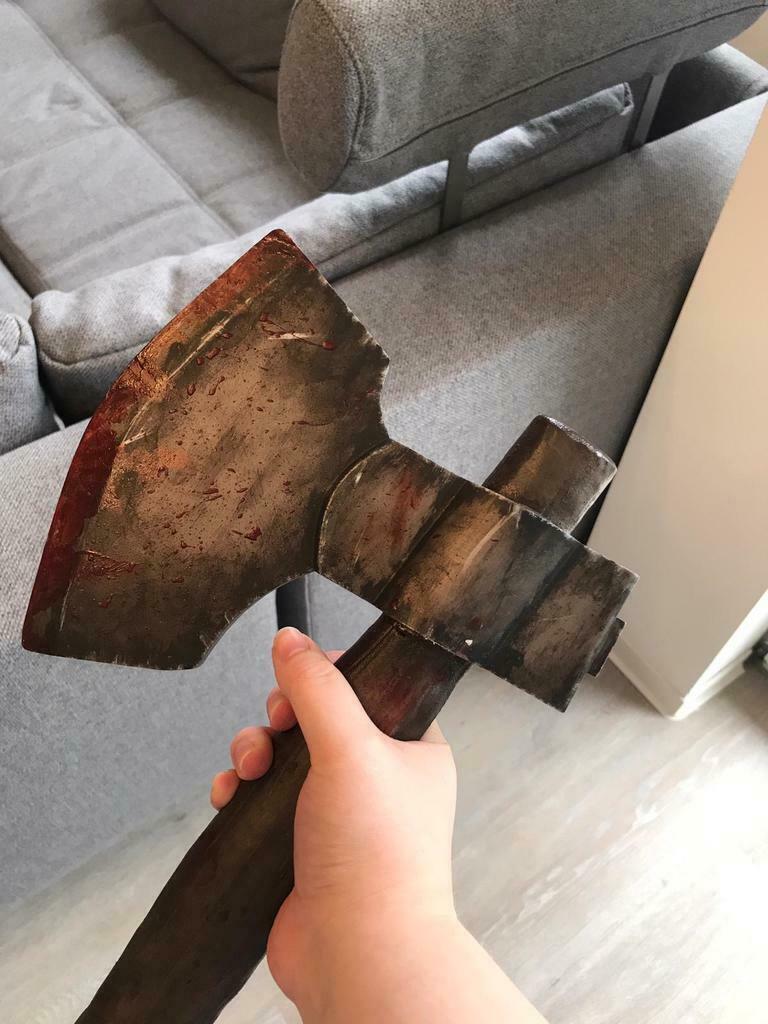 Free 3D file Huntress Axe (Dead by Daylight) 🪓・3D print design to ...