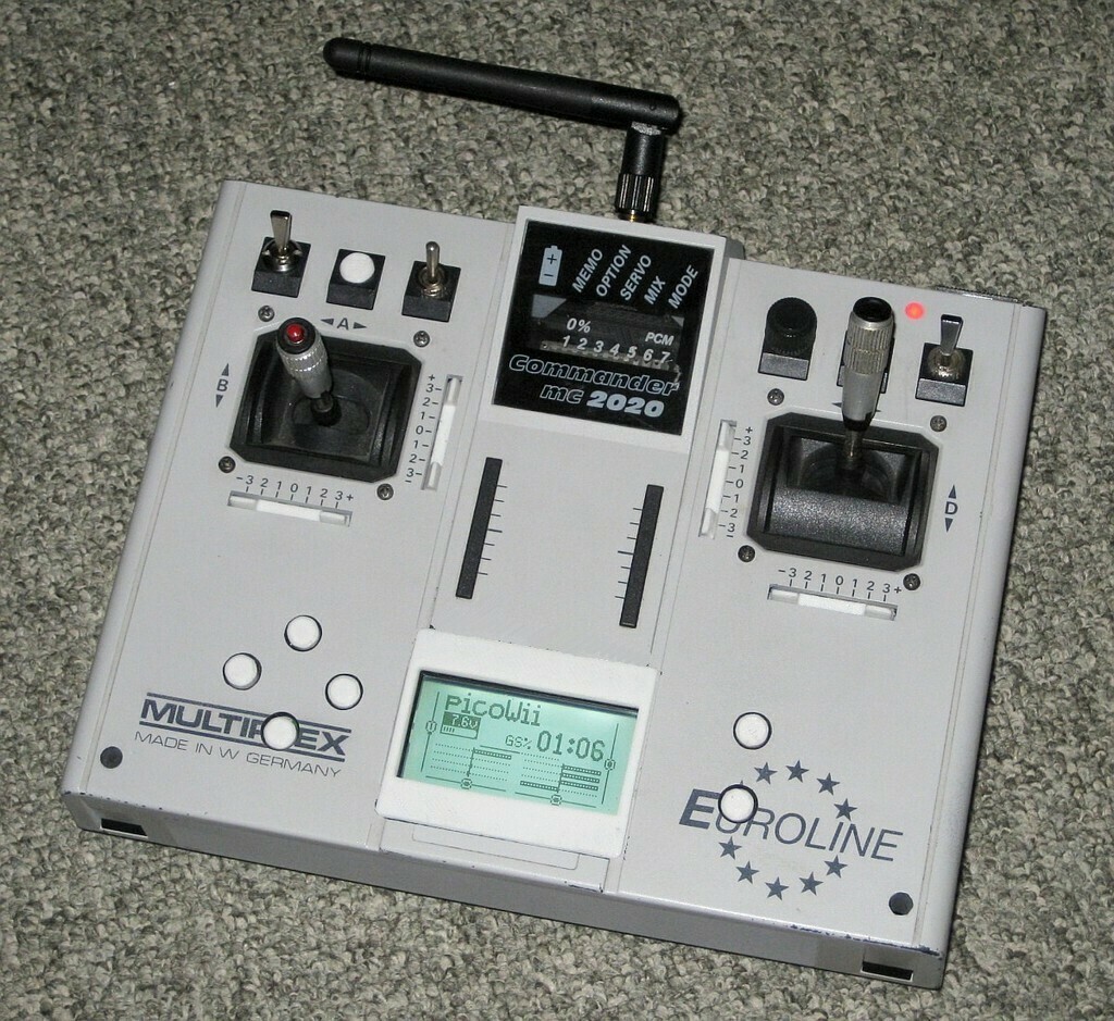 Free 3D file Trim button block to fit into gimbal of Multiplex MPX ...