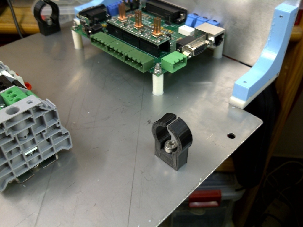 Free 3D file Cable Guide (for Laser 2.X) 🔌・3D printer design to ...