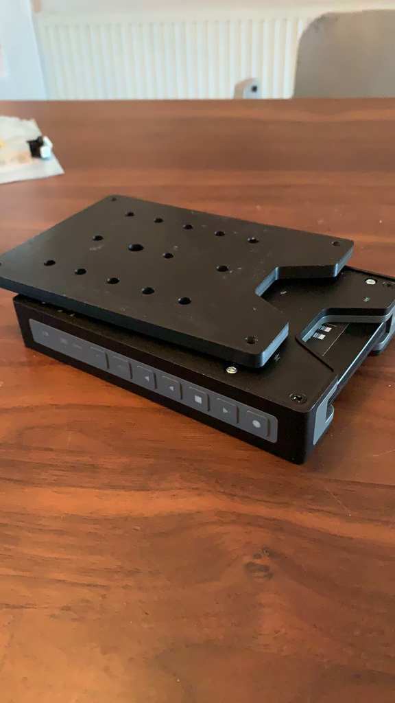 Free 3D file BMD HyperDeck Shuttle 2 base plate・Template to download ...