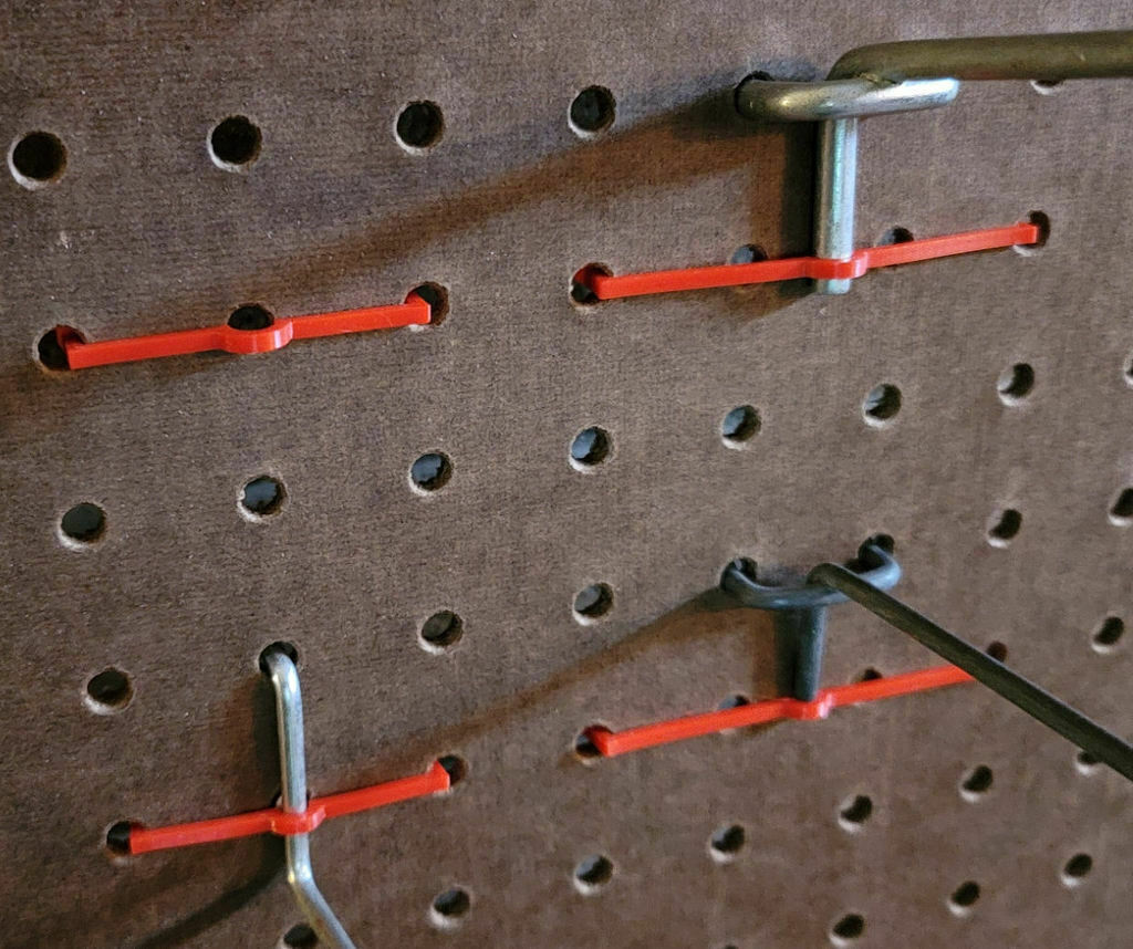 Free 3D file Pegboard clips・Model to download and 3D print・Cults