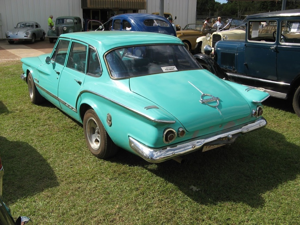 Free 3D file SV1 Valiant boot emblem keyring 👢・3D printer design to ...