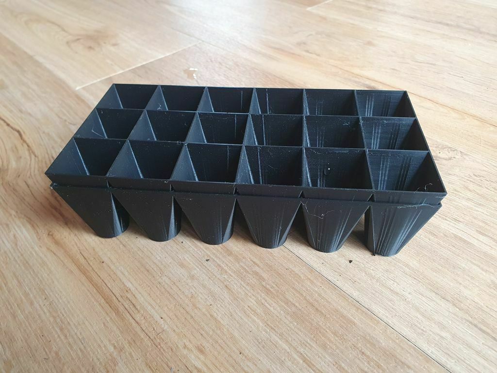 Free 3D file Stackable seed starter tray 🌳・3D print model to download・Cults
