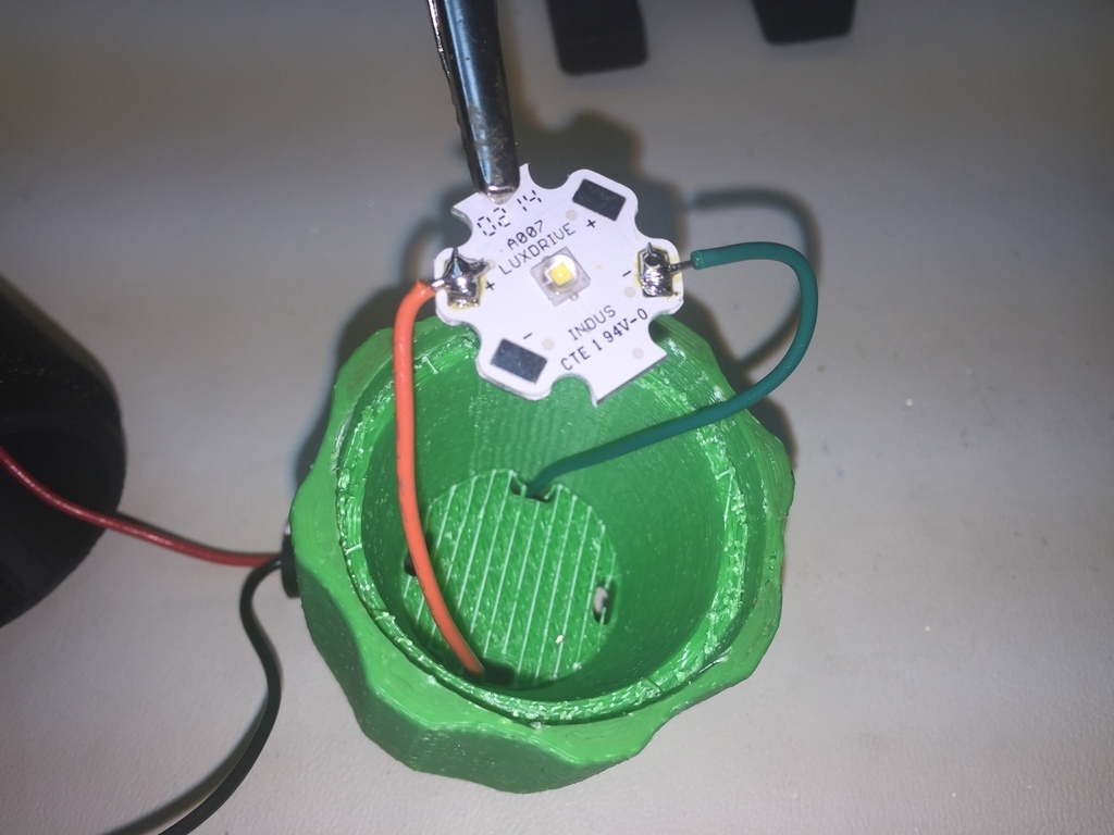 Free 3D file High Output LED Flashlight・3D print model to download・Cults