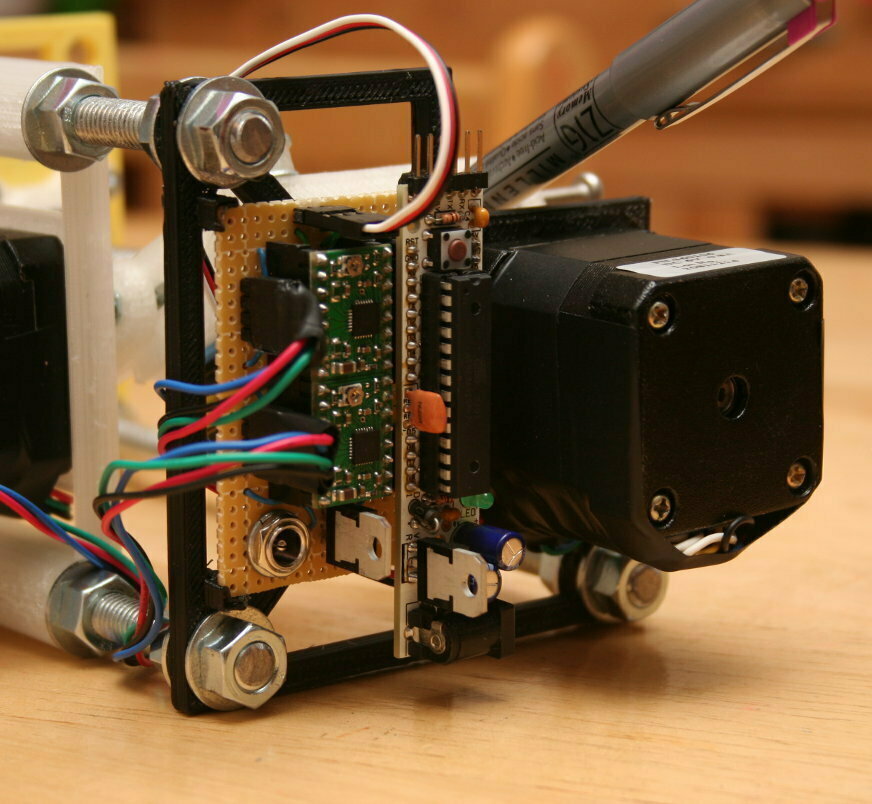 Fichier 3D gratuit Plaque d'extrémité modifiée pour un robot-œuf ...