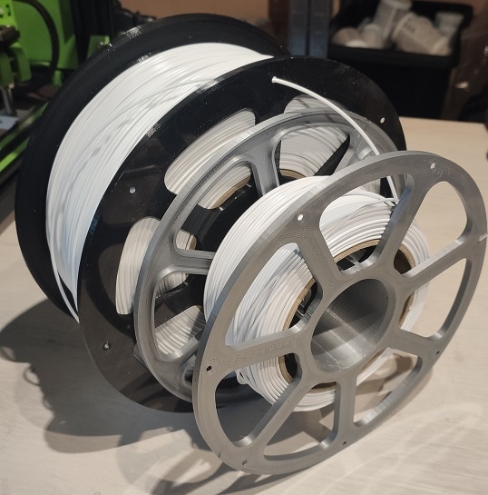 STL file Master spool (1kg & 2kg)・3D printer model to download・Cults