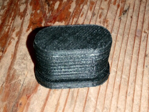 Free 3D file Oval wardrobe rod plug 🔌・3D printer design to download・Cults