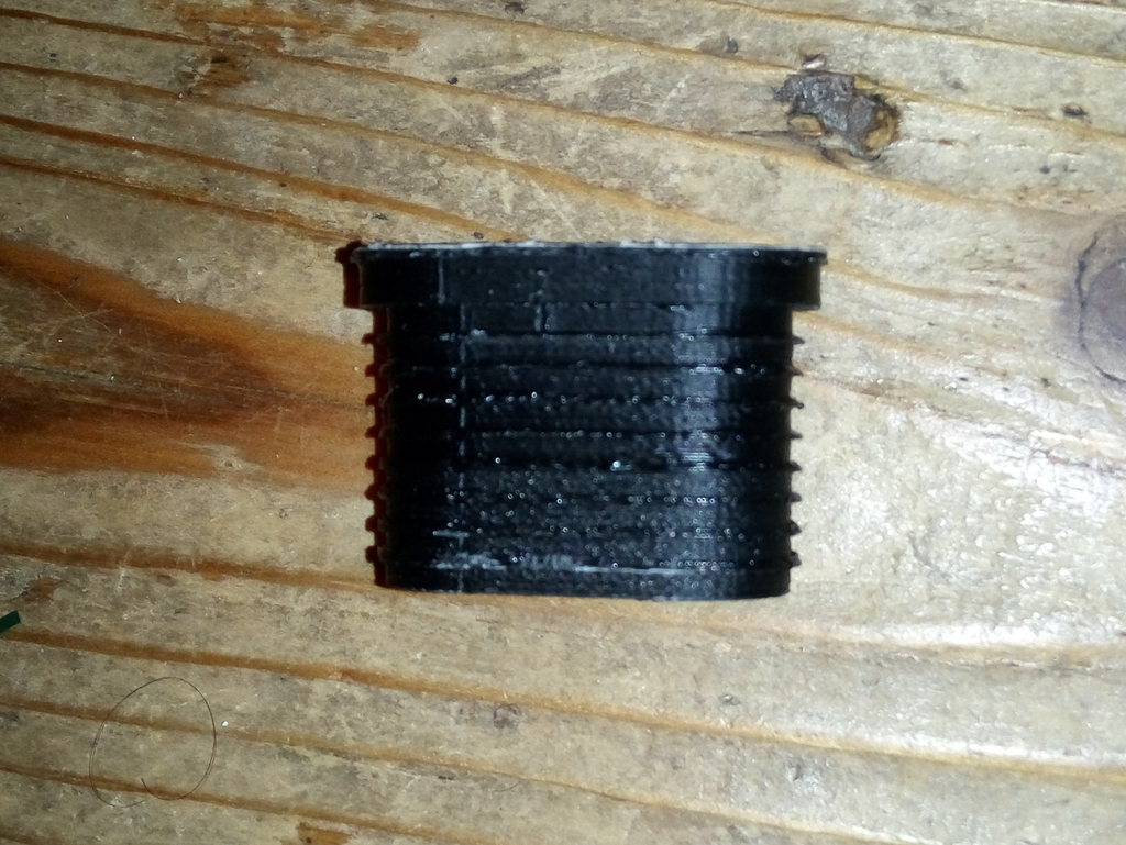 Free 3D file Oval wardrobe rod plug 🔌・3D printer design to download・Cults