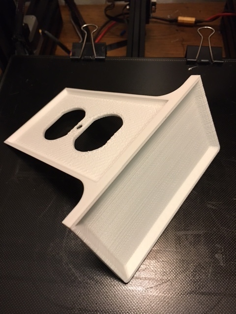 Free STL file OUTLET COVER WITH SHELF 🏢・3D print design to download・Cults