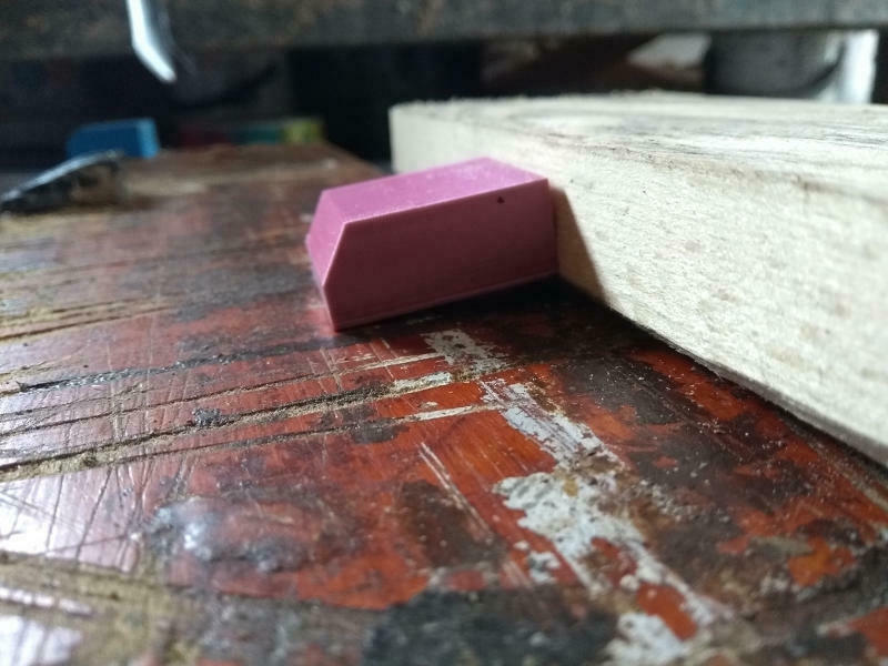 Free 3D file Work bench stop 🛑・3D printing idea to download・Cults