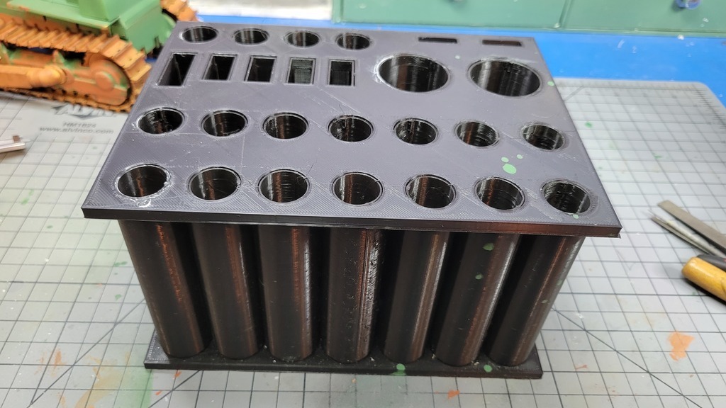 Free 3D file Benchtop Tool Holder 📦・3D printer model to download・Cults