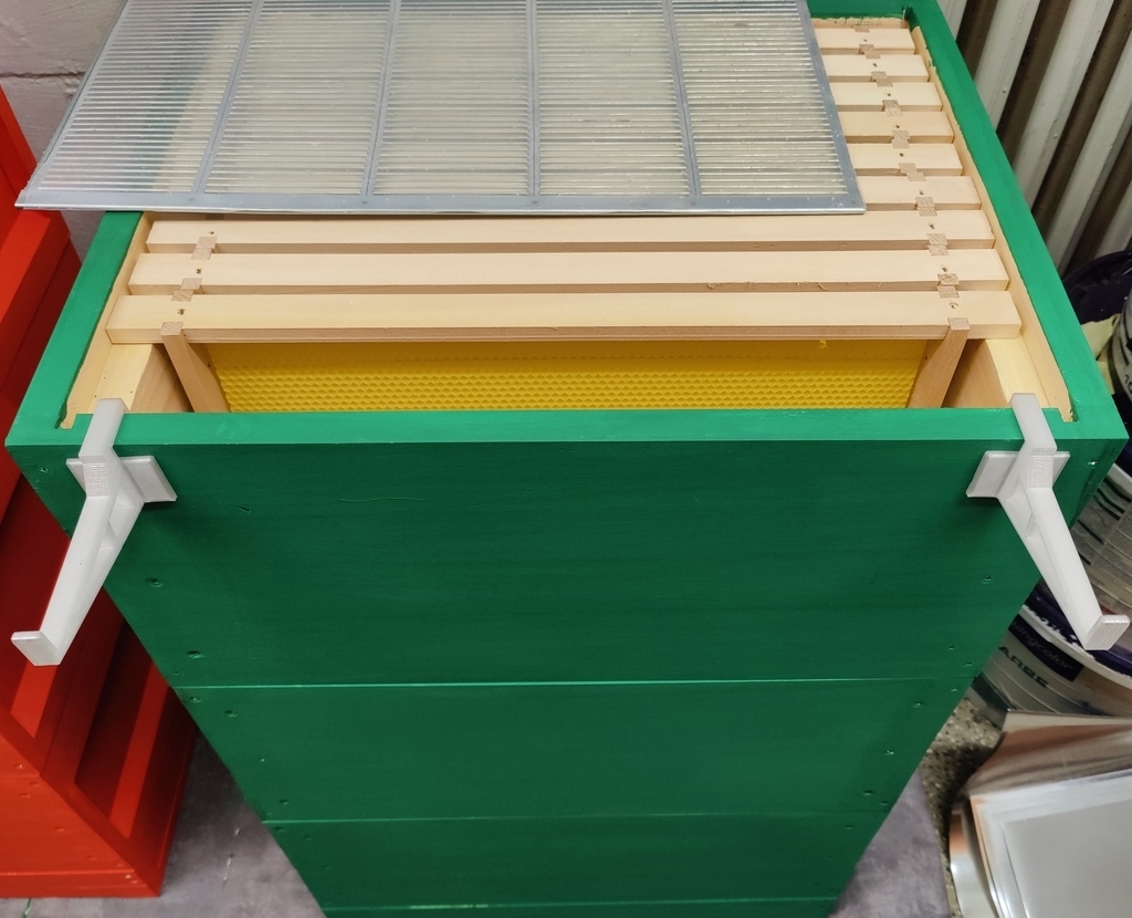 Free 3D file BeeHive_Frame_holder_Zander + stabilization plate 🧞‍♂️・3D ...