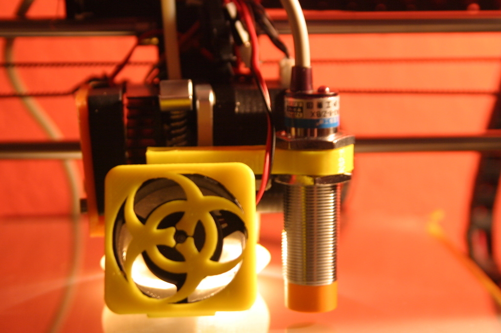 Free 3D file Sensorhalter 🎨・3D printable model to download・Cults