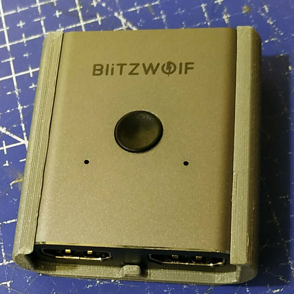 Free 3D file Wall mount for BlitzWolf BW-HDC2 Splitter HDMI 📦・3D print ...