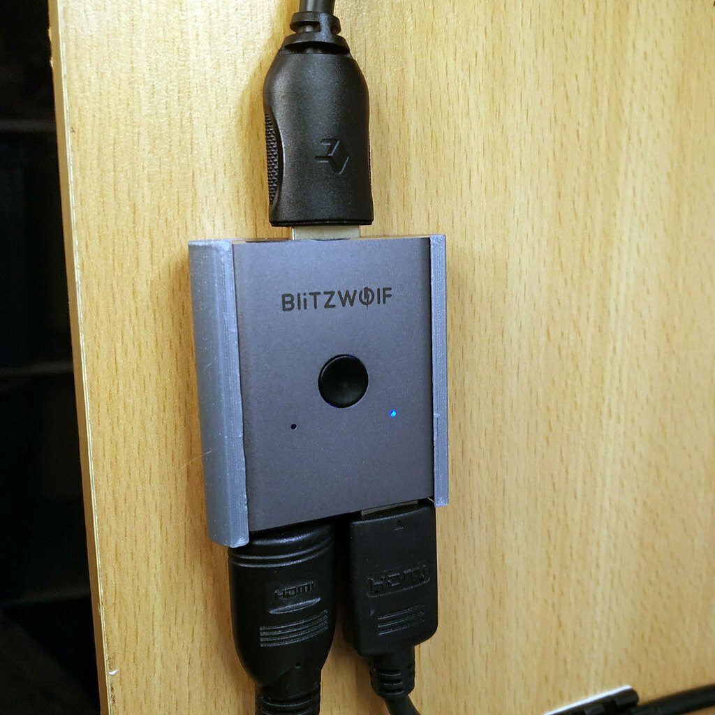 Free 3D file Wall mount for BlitzWolf BW-HDC2 Splitter HDMI 📦・3D print ...