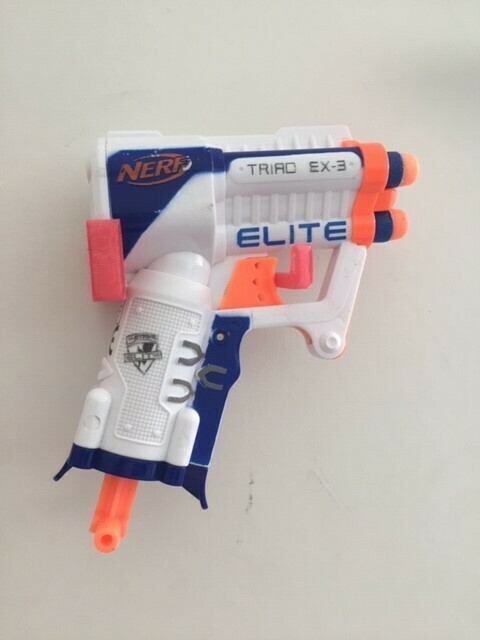 Free 3D file nerf wall support hook (elite triad & elite retaliator) 🪝 ...