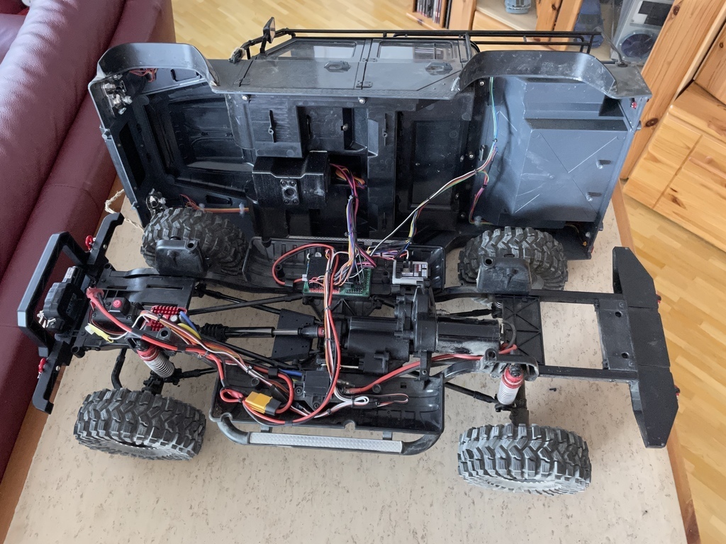 Free 3D file 1/8 Scale Double Eagle E101 E102 Land Rover Defender Parts 🦅・3D printer design to ...