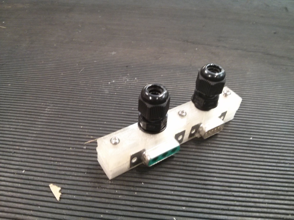 Free 3D file D type dual connector hood ⚙️・3D printable model to ...
