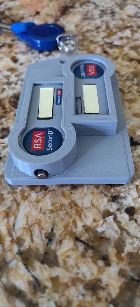 Free 3D file Dual RSA Token and Badge Holder 📛・3D printing model to ...