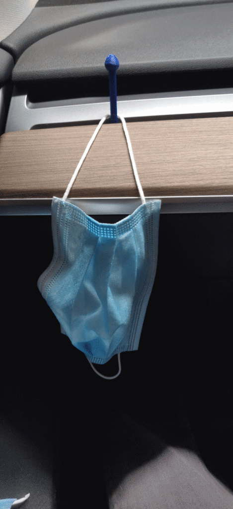 Free 3D file Tesla Vent Mask Hanging Hook 🪝・3D printer model to ...