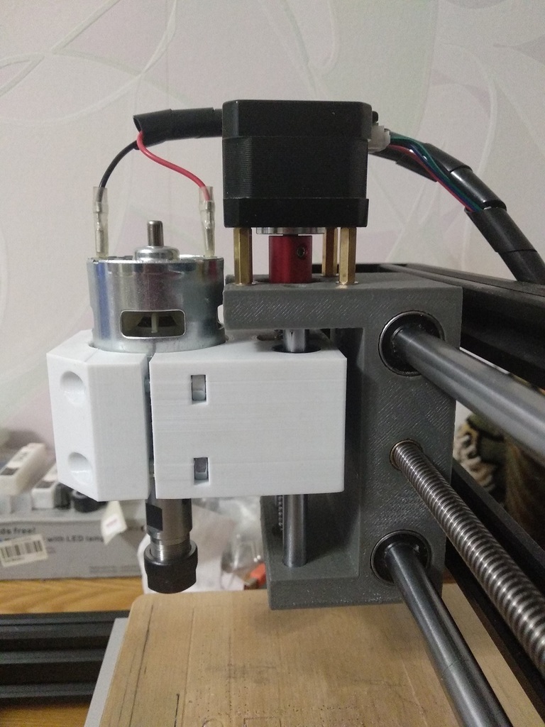 Free 3D file CNC 3018 Pro Z-axis carrier ⚙️・3D printable model to download・Cults