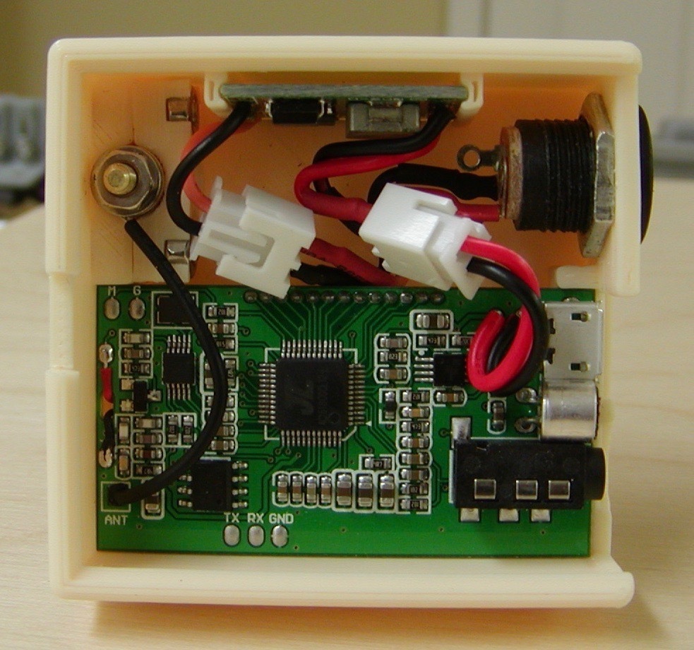 Free 3D file Enclosure for FM Transmitter 🧑‍🔧・Model to download and 3D ...