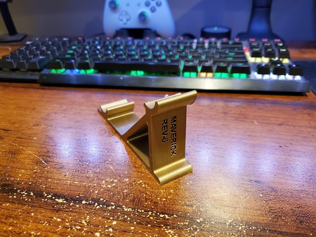 Free 3D file Nerf Maverick Display Stand 🪞・Design to download and 3D ...
