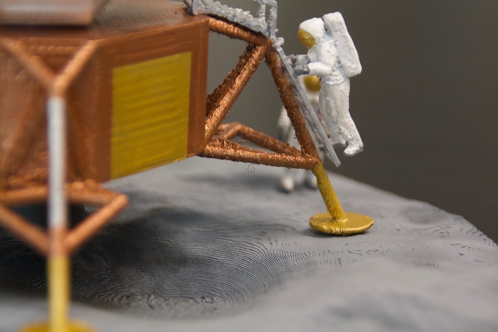 Free 3D file Apollo 11 lunar lander simplified legs and base 🎲・3D print ...