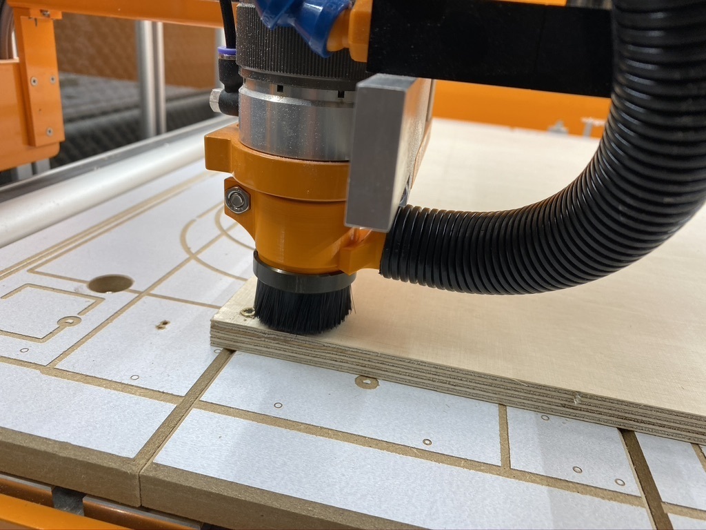 Free 3D file Stepcraft dustcollector for HF500 spindle with toolchanger 🧑‍🔧・3D printable model ...