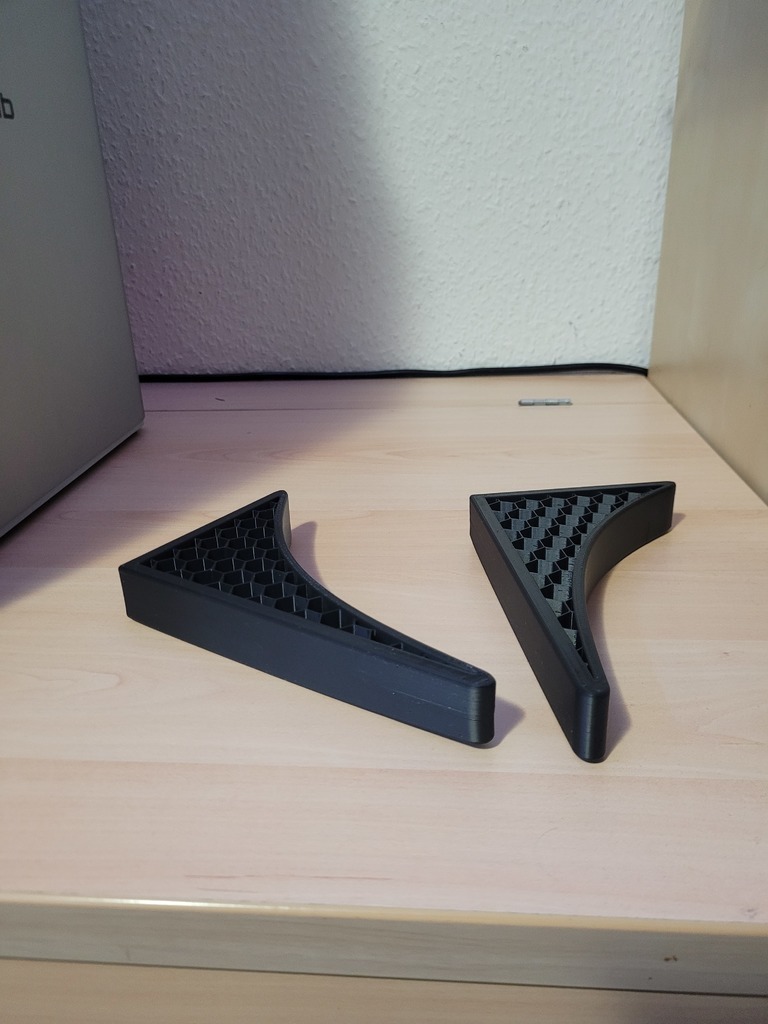 Free 3D file Shelf with Drillless Wallmount 🏠・3D printer model to ...