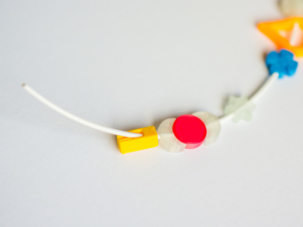 Free 3D file Kids necklace bracelet beads pearls DIY jewelry 100% FDM 💯 ...