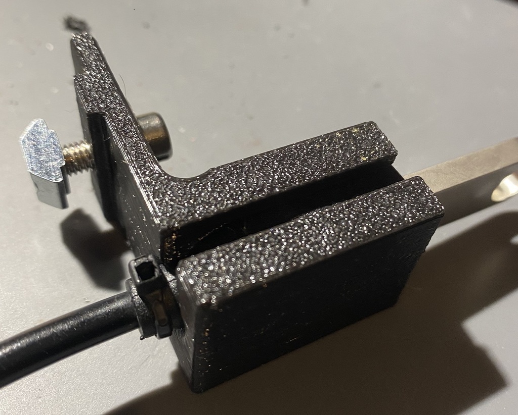 Free 3D file Prusa mini usb holder 💾・3D print design to download・Cults