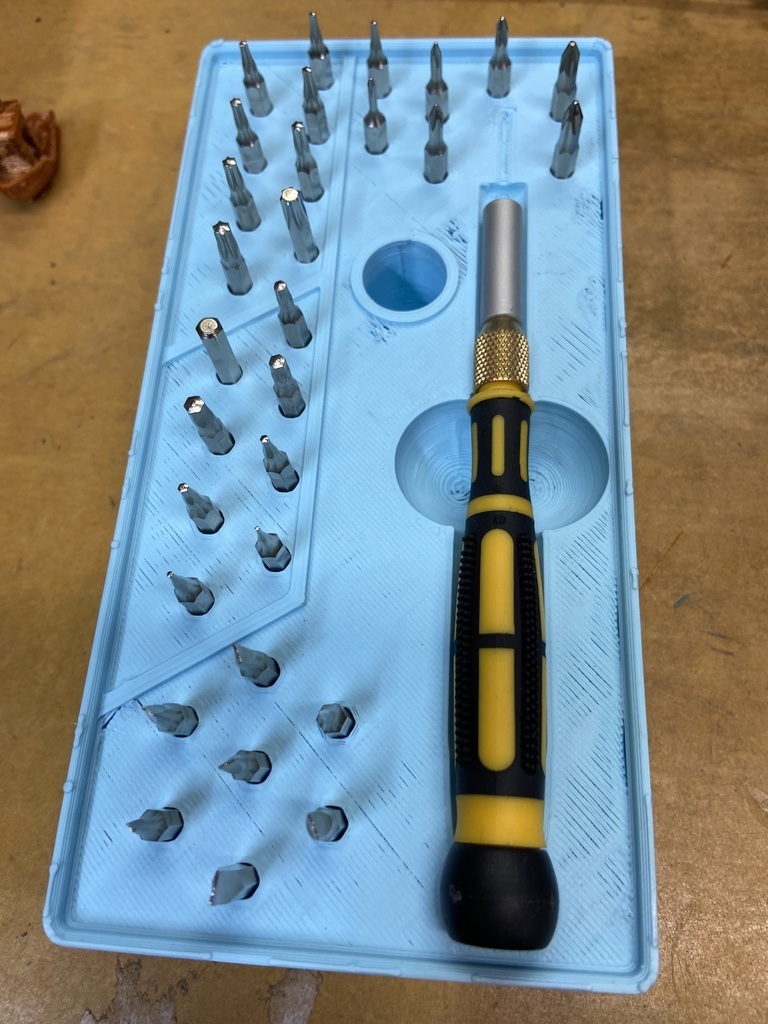 Free 3D file Gridfinity titan screw driver and 4mm bit holder 🪛・3D ...