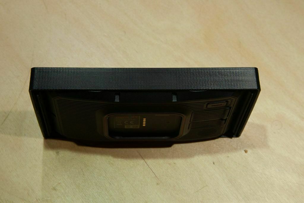 Free 3D file Garmin Zumo XT Screen Cover 👽・Object to download and to 3D ...