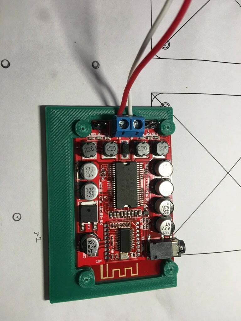 Free STL file Portable Bluetooth Speaker 🔉・3D printable model to ...