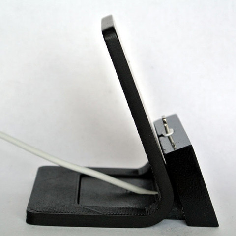 Download free STL file iPhone stand ・ Cults