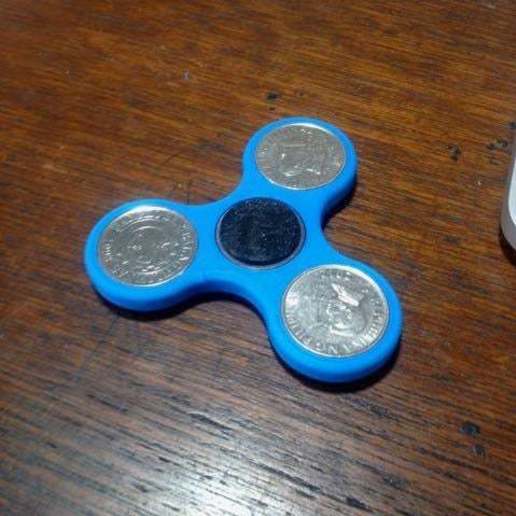 Download free STL file Coin Fidget Spinner (Philippine 1 Peso coins ...