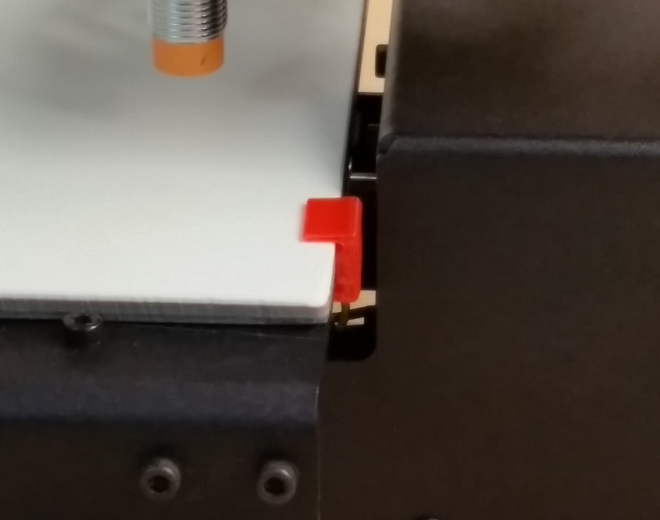 Free STL file Printrbot Simple Metal Zebra Plate Clip 🦓・Model to ...