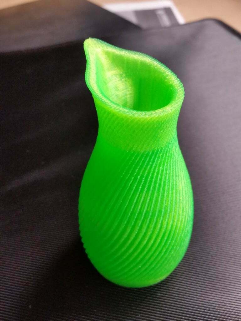 Free STL file Spiral Pitcher・3D printable object to download・Cults