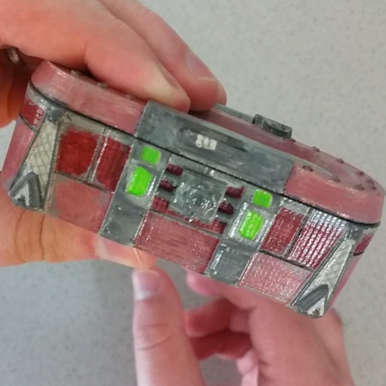 Free STL file Mini Borderlands Loot Chest 👽・Template to download and 3D ...