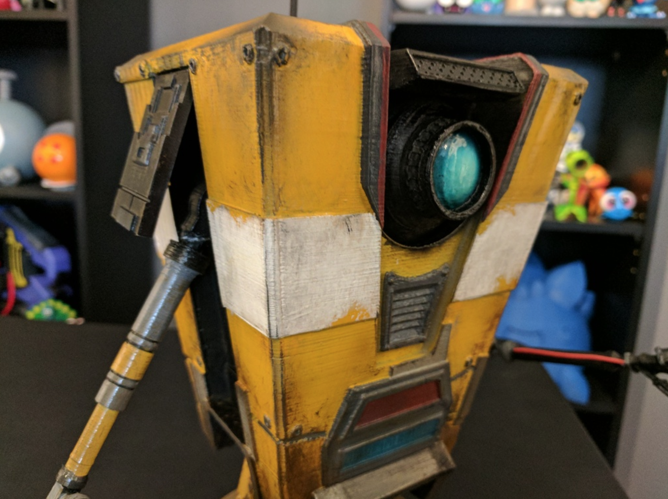 Download free STL file Claptrap from Borderlands! • 3D printing ...