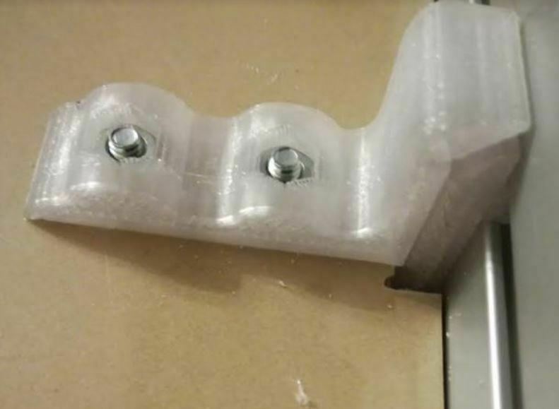 Free 3D file Idea to attach/fixing a plate on "I" profiles type (20x60 ...