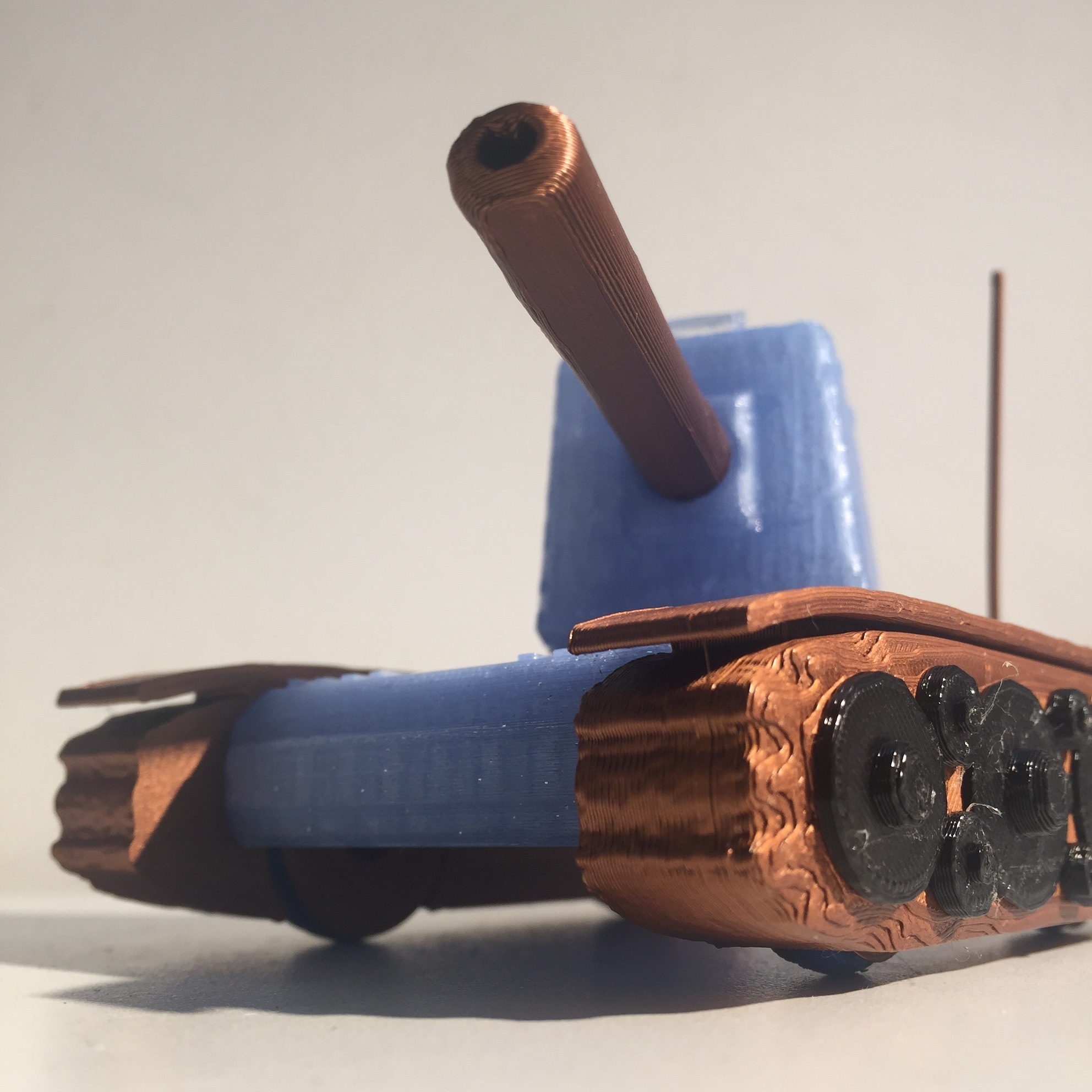 Free STL file Toy tank - with movable cannon・3D printable model to ...